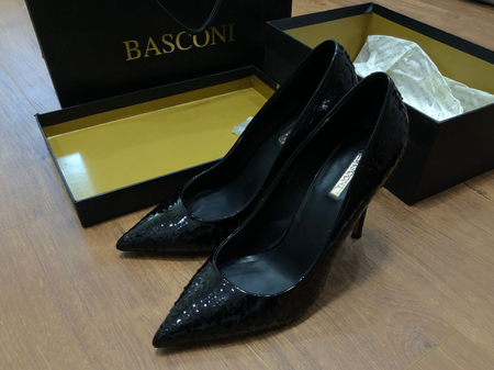 Лодочки из натуральной кожи от Basconi