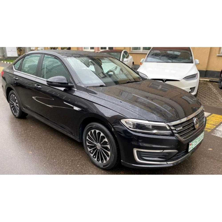 Продажа Volkswsgen E lavida  2019 года, пробег 43000 км