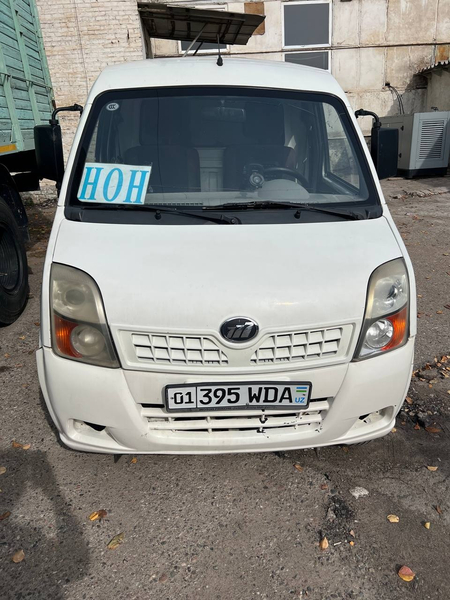 Lifan yuk moshinasi sotladu