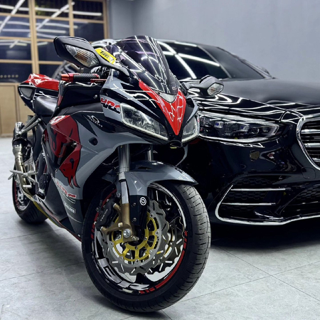 Honda cbr 1000 rr