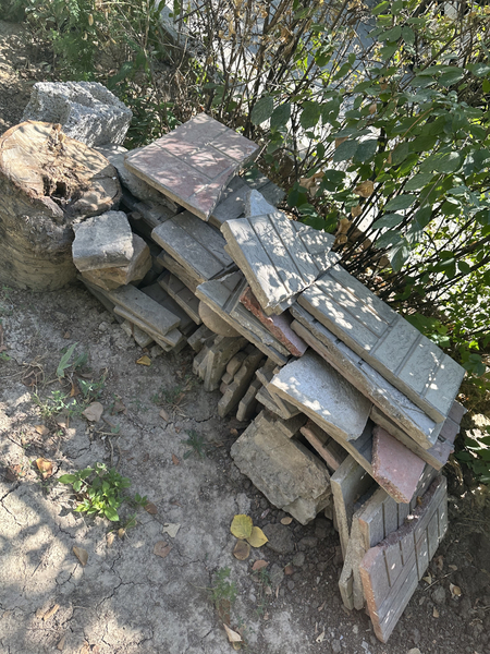 Beton bo’laklari