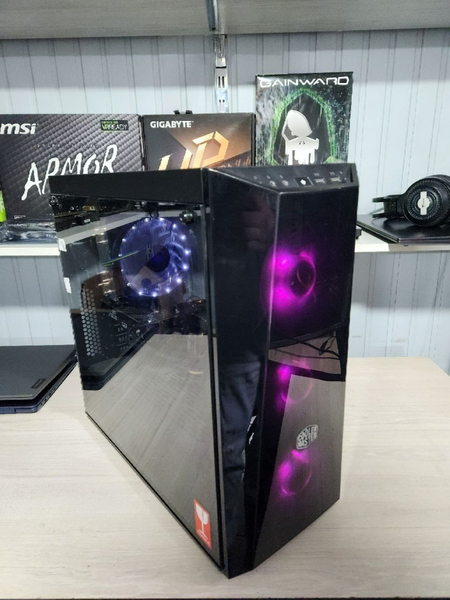 Кейс
КйМатеринская плата ASUS Z390
Процессор Core