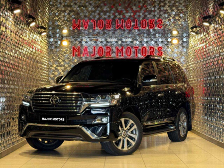Toyota Land Cruiser 200 4.6 L возможно приобрести в рассрочку