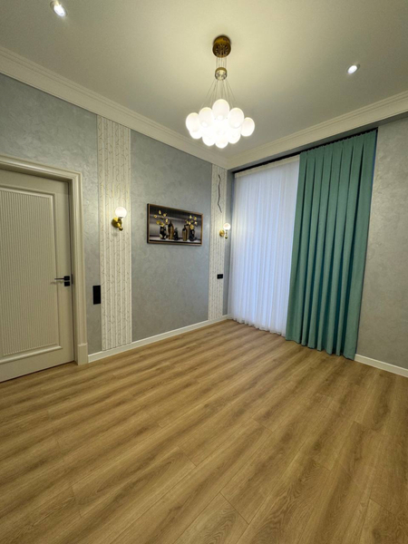 Продается 2в3 комнатная новостройка ул. Шахристанская Юнусабад