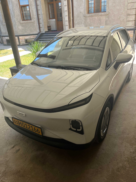 Geely Geometry E