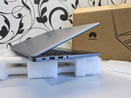 ПРОДАМ НОВЫЙ Huawei MateBook D 14 MDF-X Ноутбук Core™ i3 12-ПОКОЛЕНИЯ.