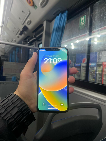 Iphone x 64gb obmen bor naqtga 120$ som