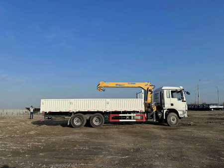 PULTOPAR МАНИПУЛЯТОР  SHACMAN L3000 6,3   12 тонналик  Metan  100%