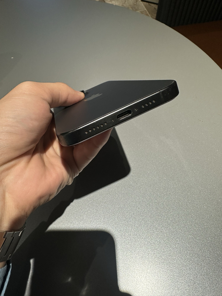 Iphone 15 pro max ideal