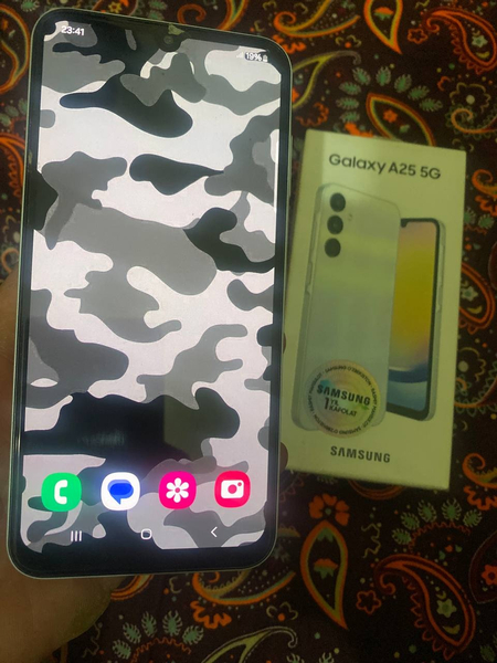Samsung A25 5G srochni sotiladi