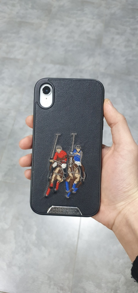 Iphone xr 64 Gb  kar dak