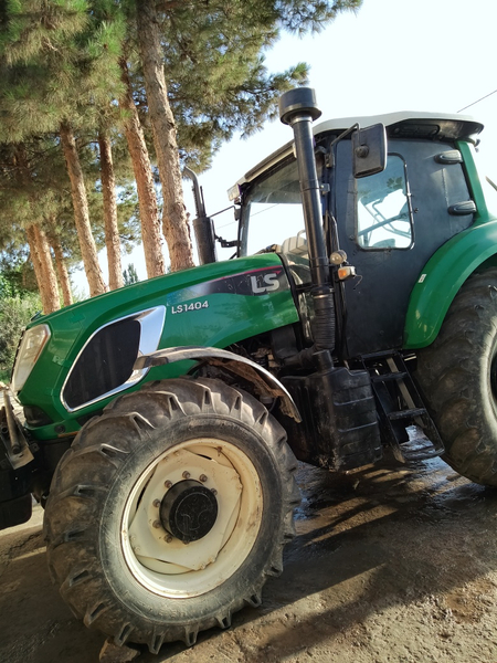 Тирактор LS 1404