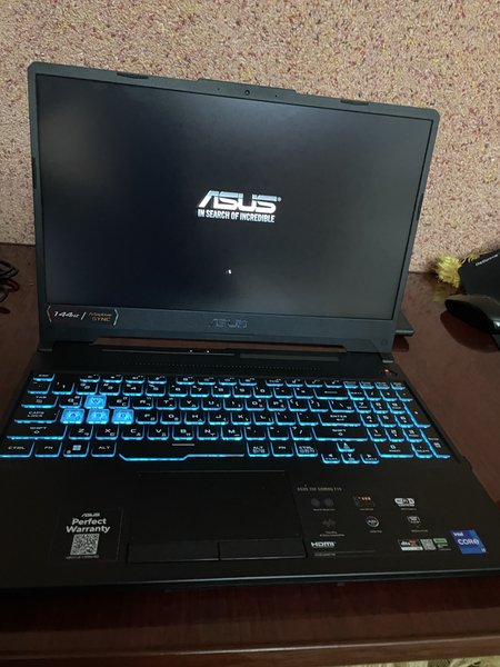 Notebook Asus i7 11 pakaleny