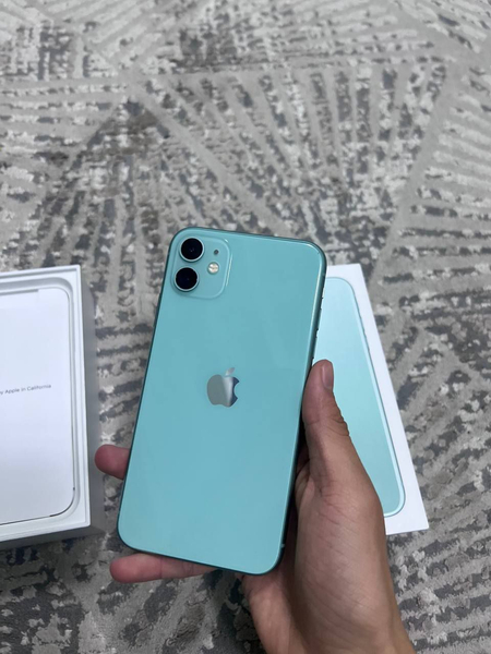iPhone 11 идеалл