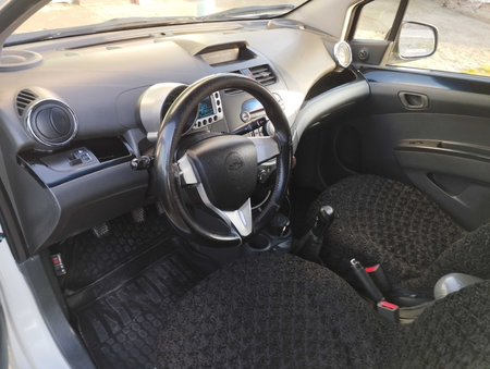 Chevrolet SPARK...