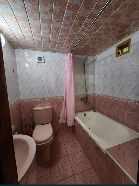 Аренда 2х этажного домика.