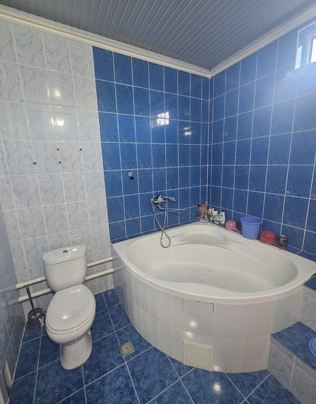 Продаётся дом 3 комнаты 3 сотки.
