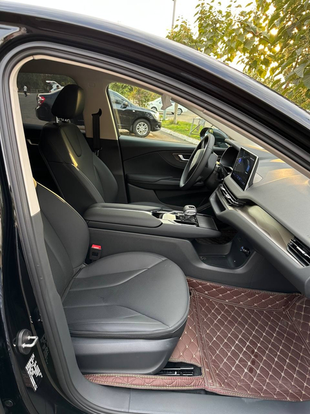 Hongqi eqm-5 450км аренда с выкупом