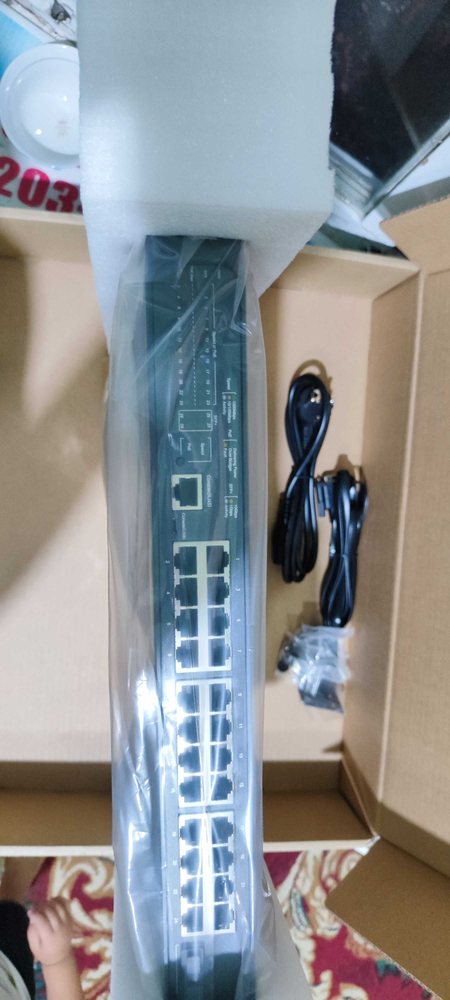 TL-SG3428XMP Управляемый коммутатор POE 24-RJ45 и 4-SFP+