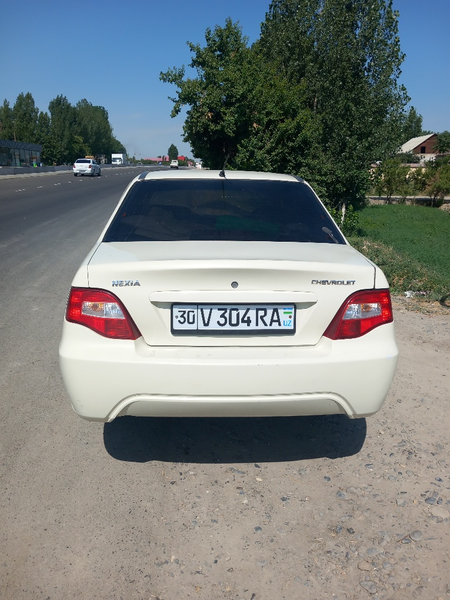 Некся 2 сотилади