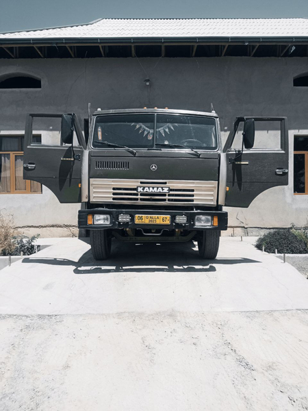 Kamaz 55111 sotiladi