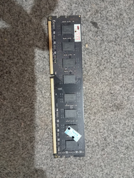 DDR 3, 4gb Kingston