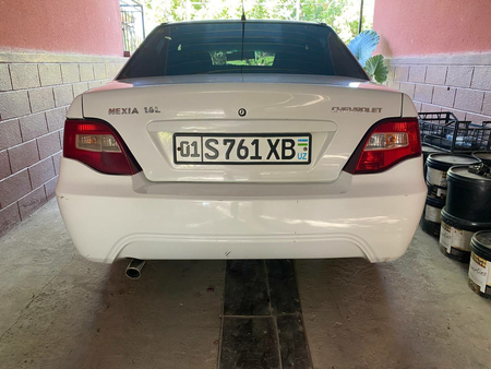 Nexia 2. 2013-yil. Srochna sotiladi.