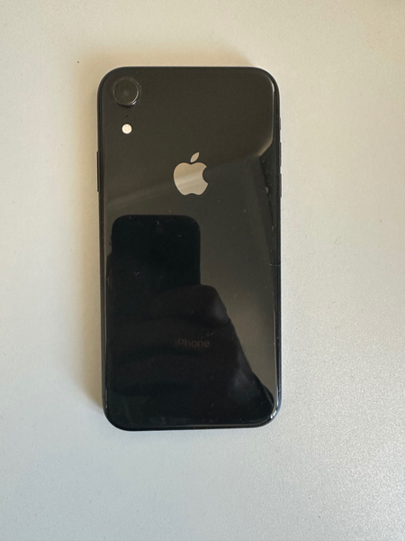 iPhone XR в идеальном состояние