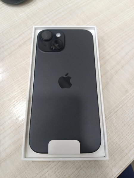 iPhone 15 sotiladi