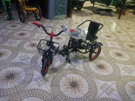 Arqa urindiqli velosipedcha