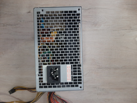 Продается HUNTKEY 400W