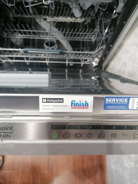 Встраиваемая посудомоечная машина Hotpoint-Ariston LFTA+ H2141