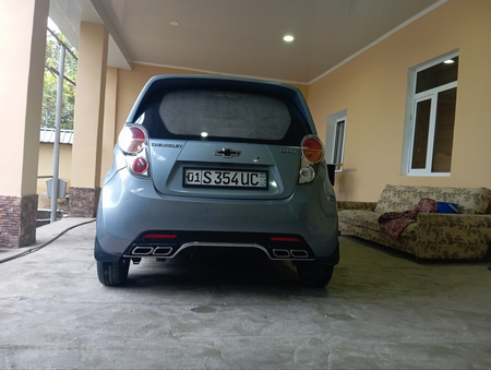 Srochno sotiladi 1 qol salondan olingan