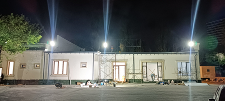Projektor ustanovka