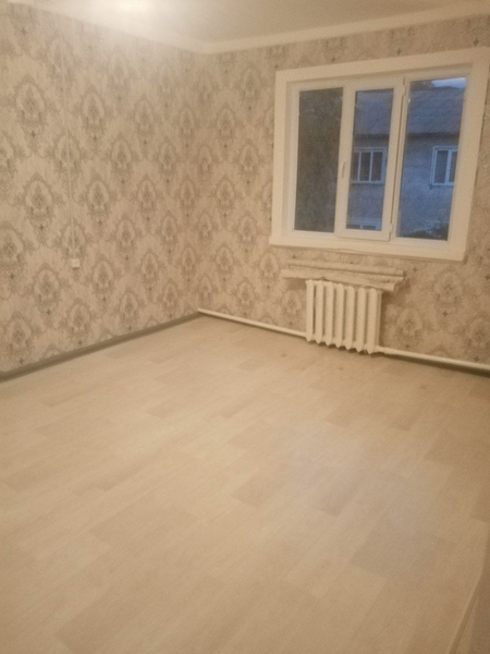 Срочно продам 1 комнатную в отличном состоянии. Сп-8