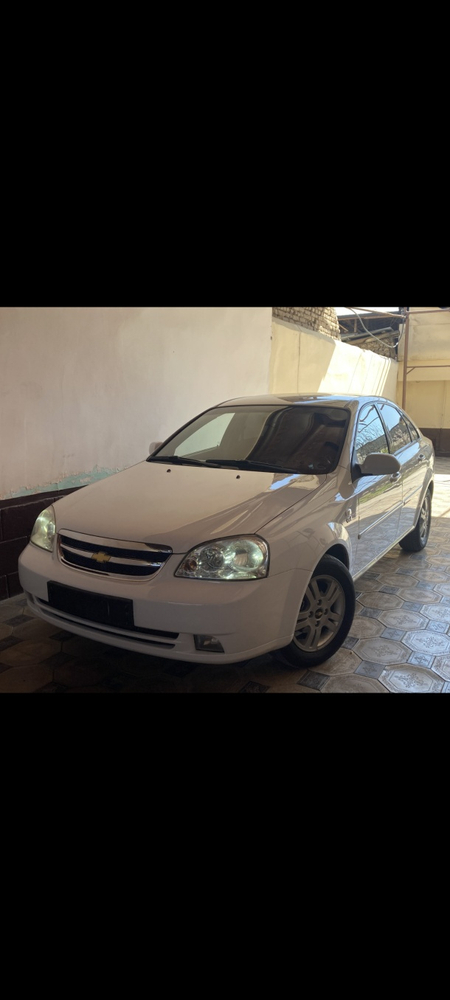 Chevrolet Lasetti 1.8
