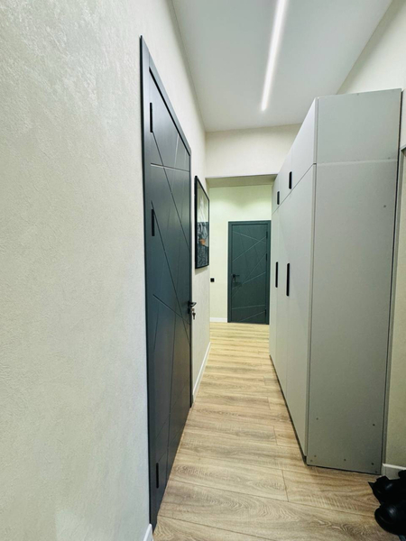 Срочно продается 2х комнатная квартира на Новомосковской,Бредли,50 м2