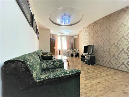 Продаётся Чиланзар 8 3в4 3 этаж. Панель.