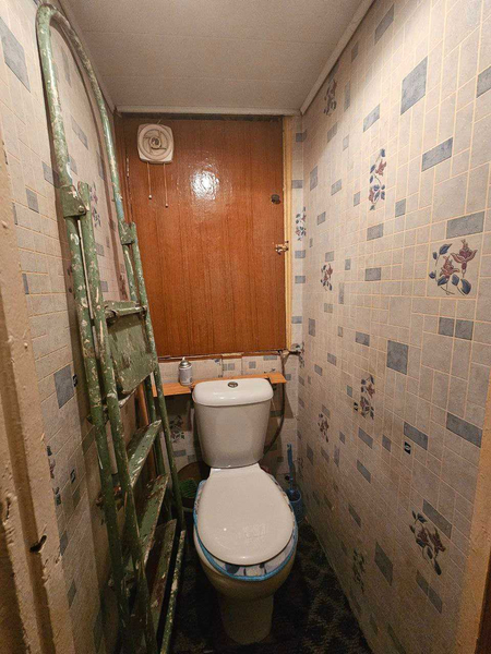 Срочно продам 2х ком квартиру на куйлюке2 ор-р базарчик &