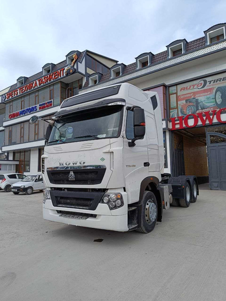 Тягач T7 Howо Метан