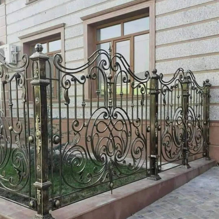 Darvoza reshotka panjara eshik naves zakazga