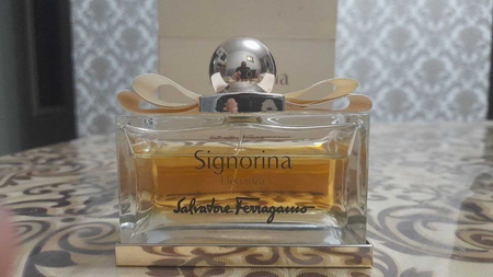 парфюм Signorina Salvatore Ferragamo Италия оригинал