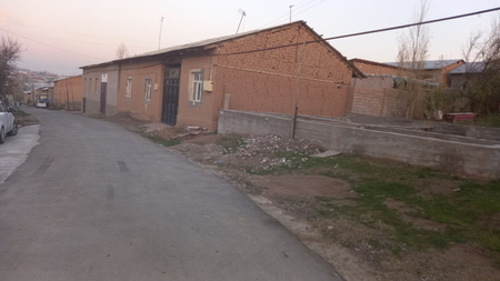 Uy sotiladi Qibray xojaqorğon mahalasi
