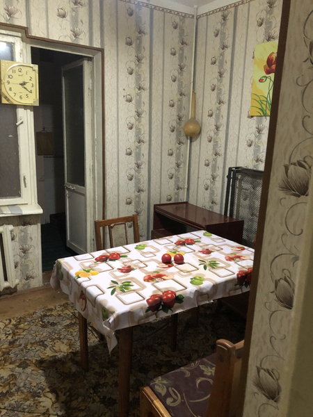 Сдается. 3 ком 1 этаж куйлюк 4.   330