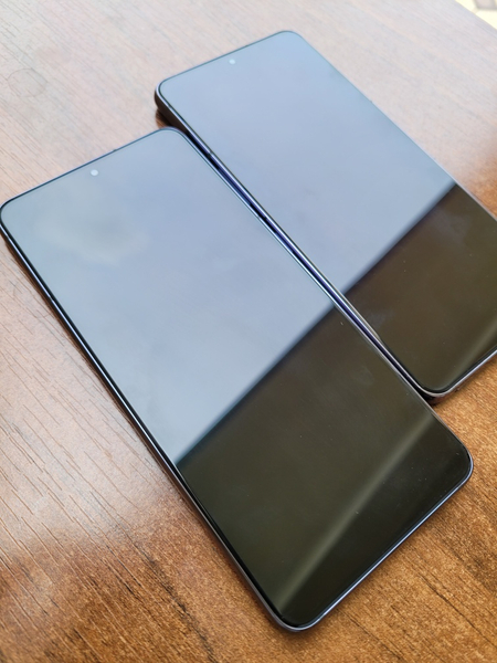 Samsung Galaxy S21 5G. Ozu 8/256 GB. Garantya bor. Mate Black