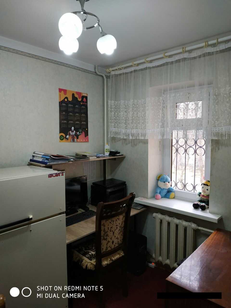 Своя 4х-ком кв. в 3/3/4 кирпич, Балкон 2×4, Чиланзар-2 (Торг. центр)