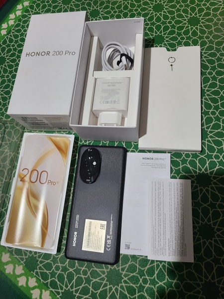 Honor 200 pro 12/512gb Yengide
