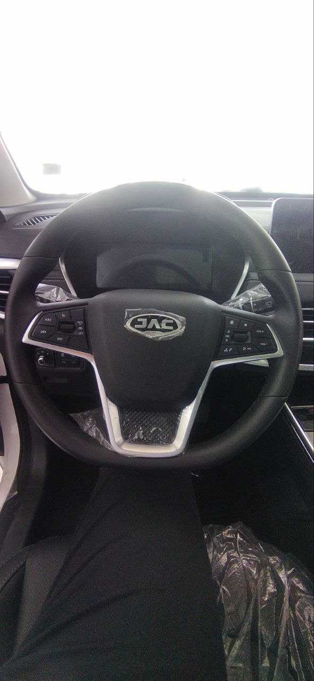 Jac s8 kross0ver