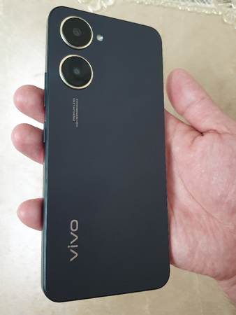 Srochna sotilvotdi Vivo Y03 8/128Gb Orginal  Sastayani ideal yenigde