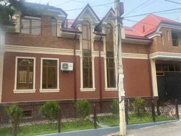 Учсрочно сдается в аренду евро дом никитена
